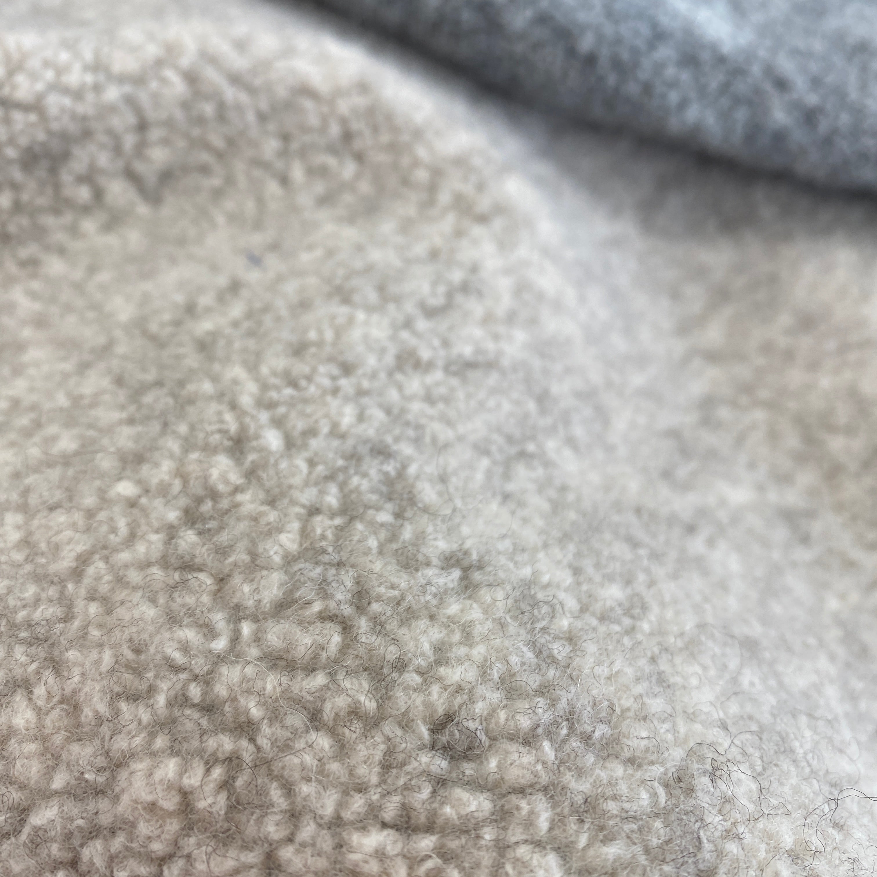 14-5093_SHEEP PILE – jafabric by Takisada Nagoya